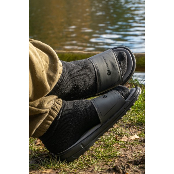 APEarel Dropback Sliders Grey Size UK11 (44/46) - RoadPro